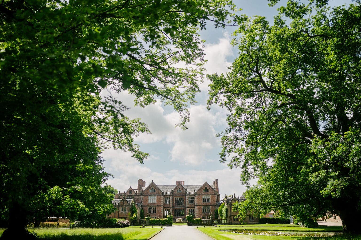 UK Wedding photographer - Aden Priest Photography